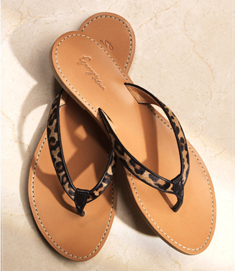 GeorgeBlue: Luxurious and chic flat sandals for everyday! - Marie ...