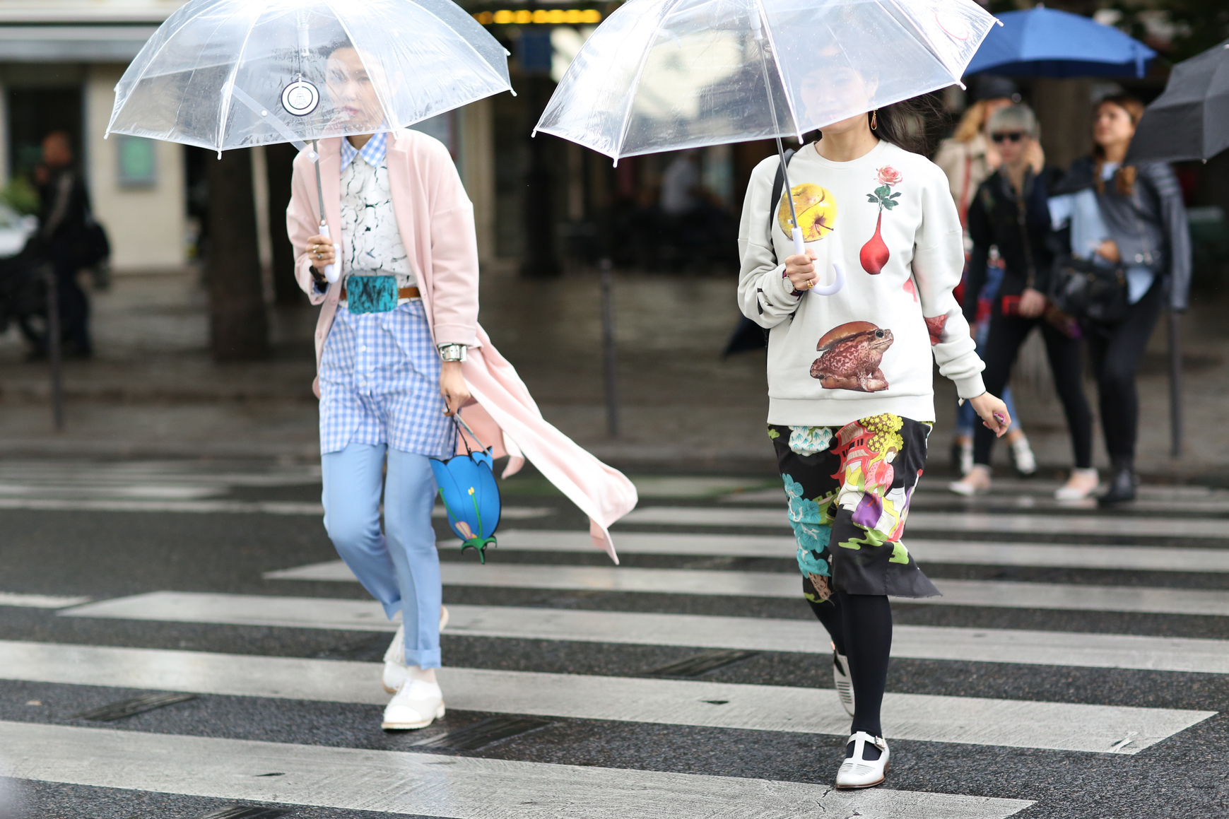 Fashion inspiration: What to wear when it's raining?
