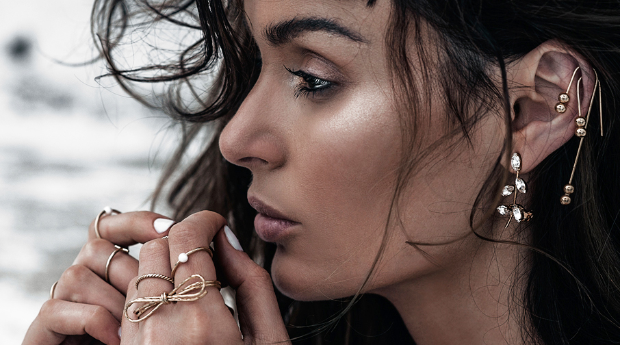 How to layer your rings with perfect finesse