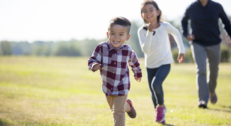 10 Effective tips to encourage your child to be physically active